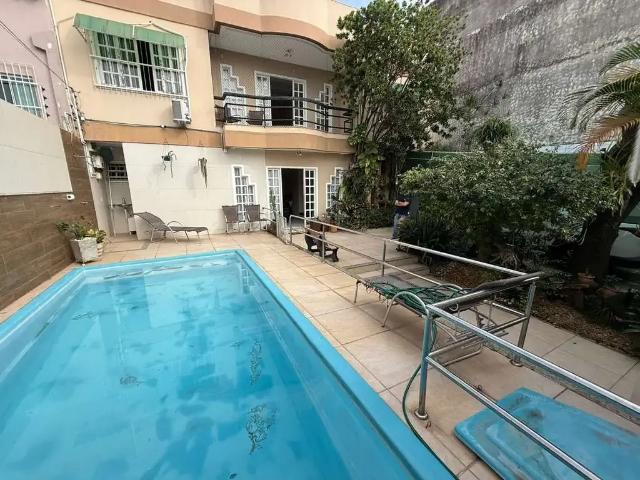 Casa / Sobrado para Venda em Vila Velha/ES Cocal 4 Quartos