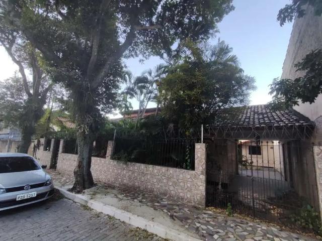 Casa / Sobrado para Venda em Vila Velha/ES Centro de Vila Velha 3 Quartos