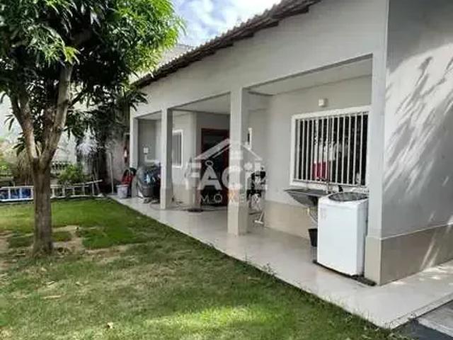 Casa / Sobrado para Venda em Vila Velha/ES Praia de Itaparica 4 Quartos