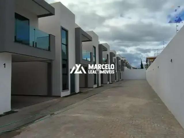 Casa / Sobrado para Venda em Vitória da Conquista/BA Boa Vista 3 Quartos