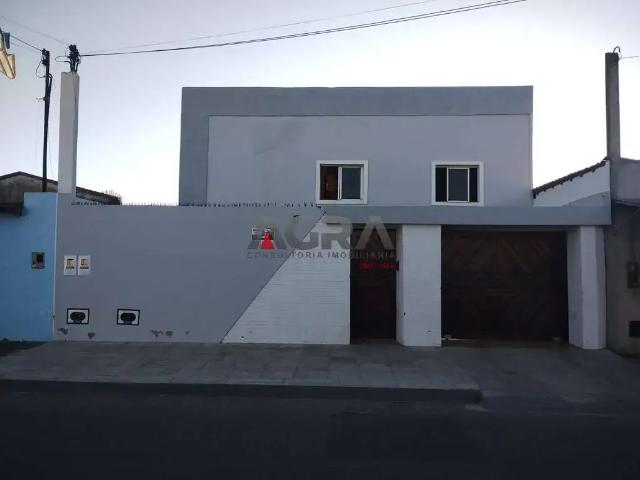 Casa / Sobrado para Venda em Vitória da Conquista/BA Brasil 4 Quartos