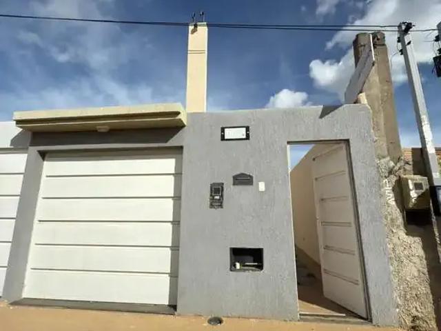 Casa / Sobrado para Venda em Vitória da Conquista/BA Brasil 3 Quartos