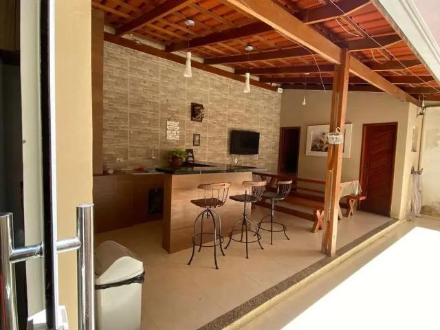 Casa / Sobrado para Venda em Vitória da Conquista/BA Candeias 3 Quartos