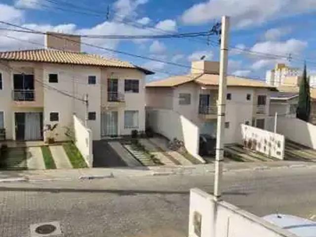 Casa / Sobrado para Venda em Vitória da Conquista/BA Candeias 3 Quartos