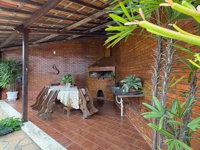 Casa / Sobrado para Venda em Vitória da Conquista/BA Candeias 5 Quartos