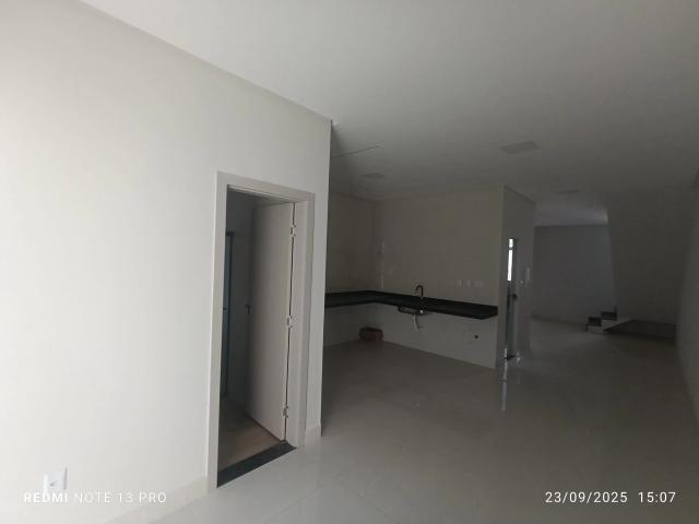 Casa / Sobrado para Venda em Vitória da Conquista/BA Felícia 3 Quartos