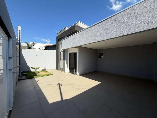 Casa / Sobrado para Venda em Vitória da Conquista/BA Felícia 3 Quartos