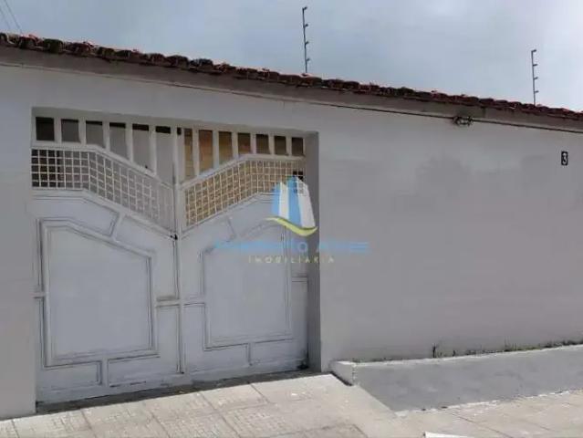 Casa / Sobrado para Venda em Vitória da Conquista/BA Felícia 3 Quartos