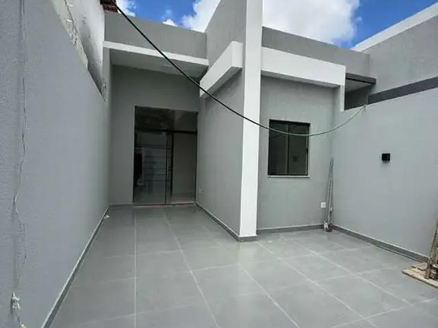 Casa / Sobrado para Venda em Vitória da Conquista/BA Felícia 3 Quartos
