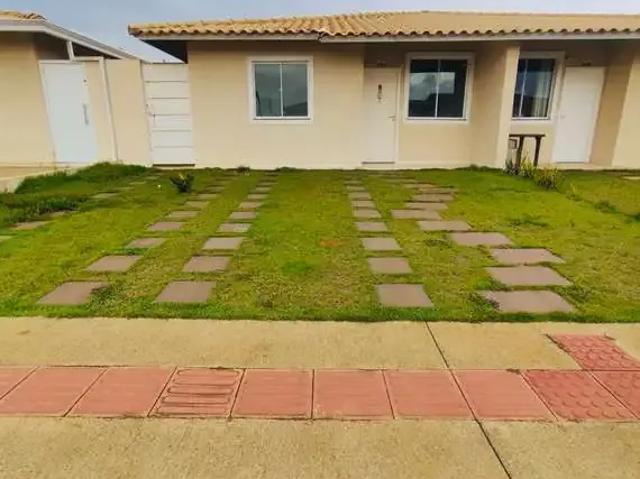 Casa / Sobrado para Venda em Vitória da Conquista/BA Primavera 2 Quartos
