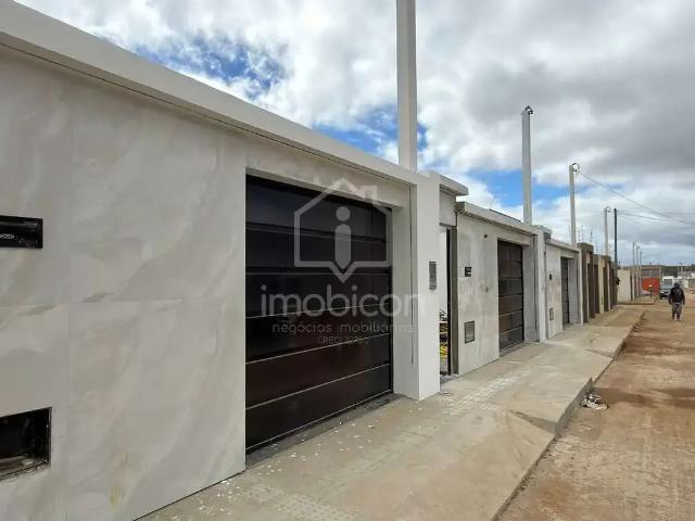 Casa / Sobrado para Venda em Vitória da Conquista/BA Primavera 3 Quartos