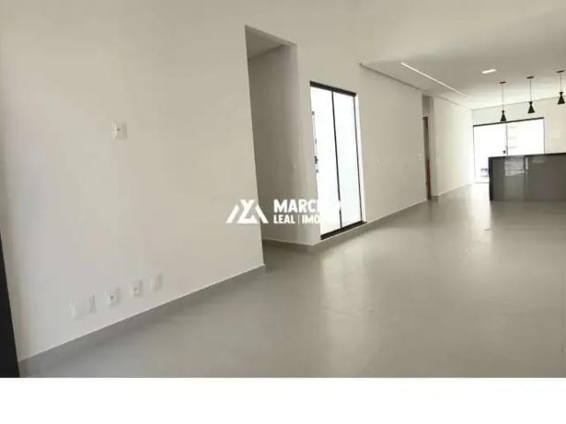 Casa / Sobrado para Venda em Vitória da Conquista/BA Primavera 3 Quartos