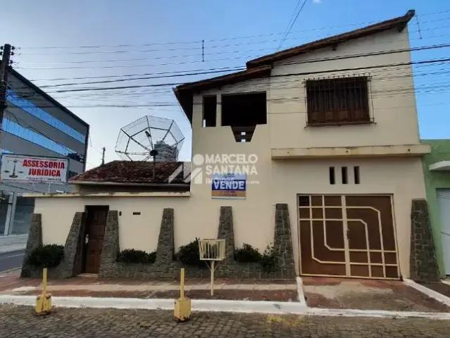 Casa / Sobrado para Venda em Vitória da Conquista/BA Recreio 4 Quartos