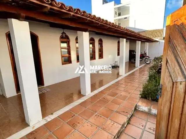 Casa / Sobrado para Venda em Vitória da Conquista/BA Recreio 4 Quartos