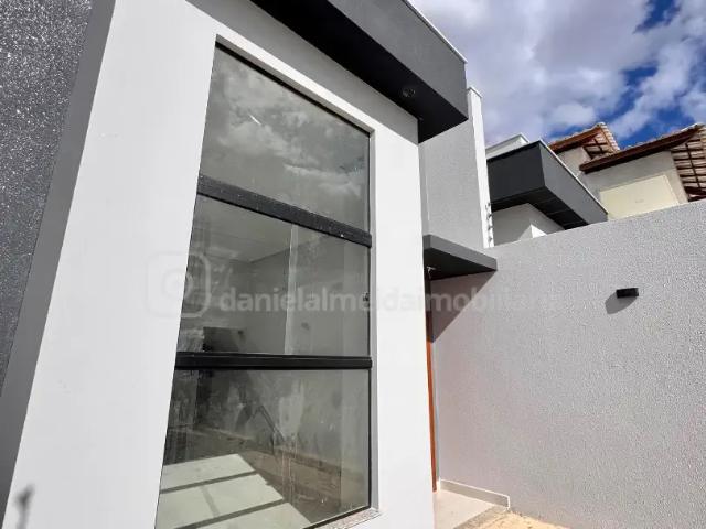 Casa / Sobrado para Venda em Vitória da Conquista/BA São Pedro 3 Quartos