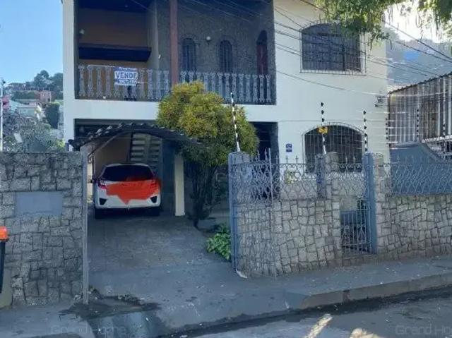 Casa / Sobrado para Venda em Vitória/ES Consolação 5 Quartos
