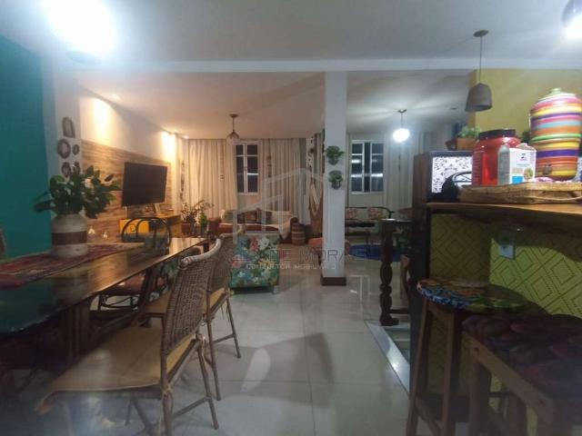 Casa / Sobrado para Venda em Vitória/ES Centro 3 Quartos