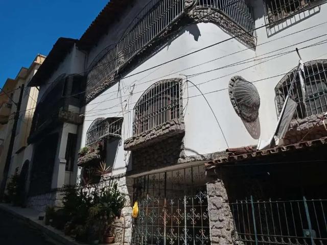 Casa / Sobrado para Venda em Vitória/ES Centro 6 Quartos