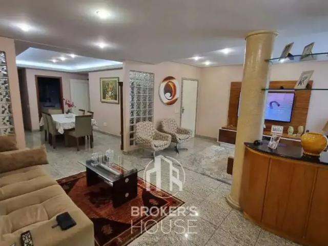 Casa / Sobrado para Venda em Vitória/ES Fradinhos 5 Quartos