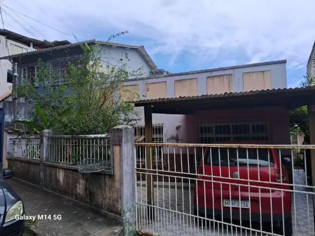 Casa / Sobrado para Venda em Vitória/ES Jucutuquara 5 Quartos