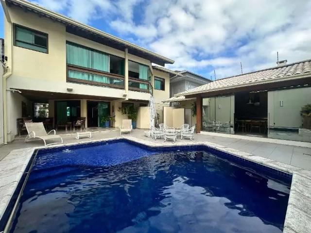 Casa / Sobrado para Venda em Vitória/ES Mata da Praia 4 Quartos