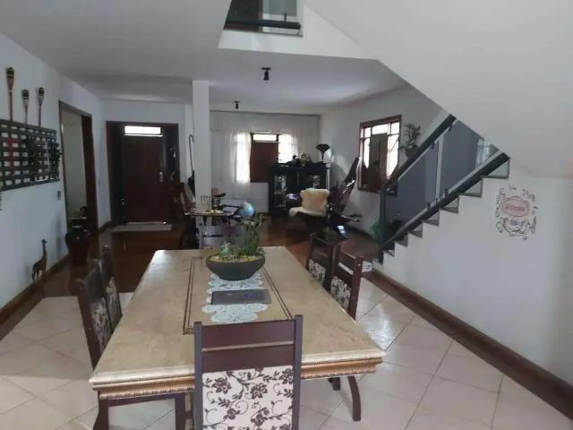 Casa / Sobrado para Venda em Vitória/ES Mata da Praia 4 Quartos