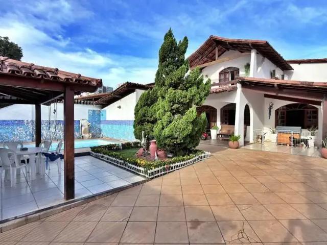 Casa / Sobrado para Venda em Vitória/ES Mata da Praia 5 Quartos