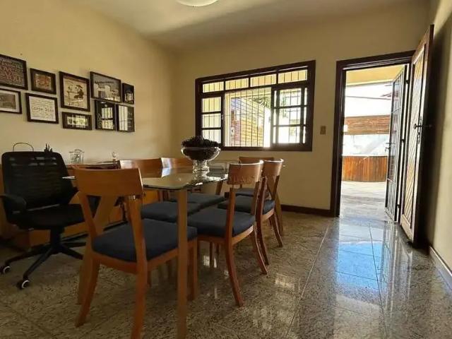 Casa / Sobrado para Venda em Vitória/ES Mata da Praia 3 Quartos