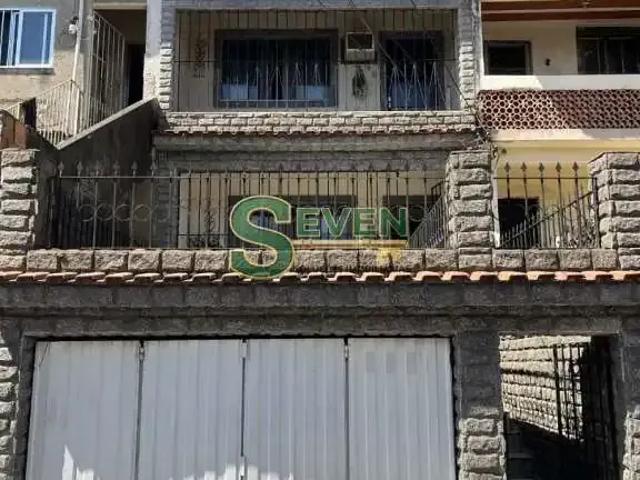 Casa / Sobrado para Venda em Volta Redonda/RJ Conforto 3 Quartos