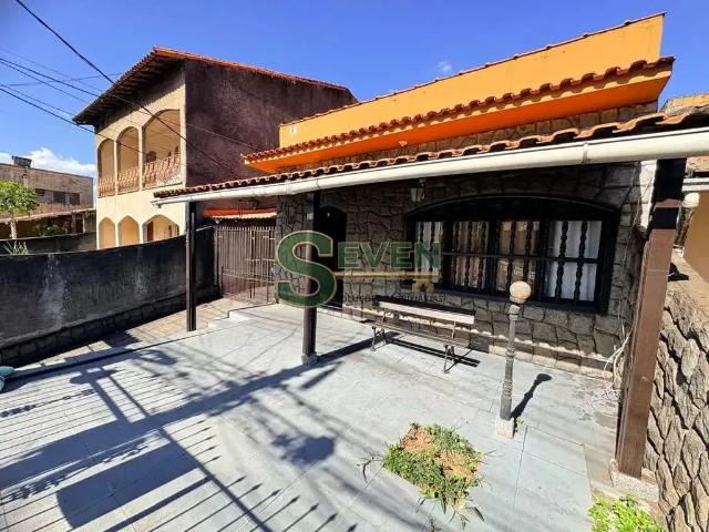 Casa / Sobrado para Venda em Volta Redonda/RJ Conforto 3 Quartos