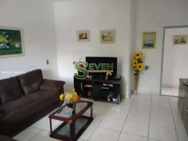 Casa / Sobrado para Venda em Volta Redonda/RJ Conforto 4 Quartos