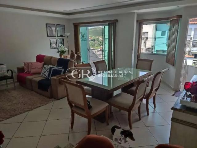 Casa / Sobrado para Venda em Volta Redonda/RJ Água Limpa 4 Quartos