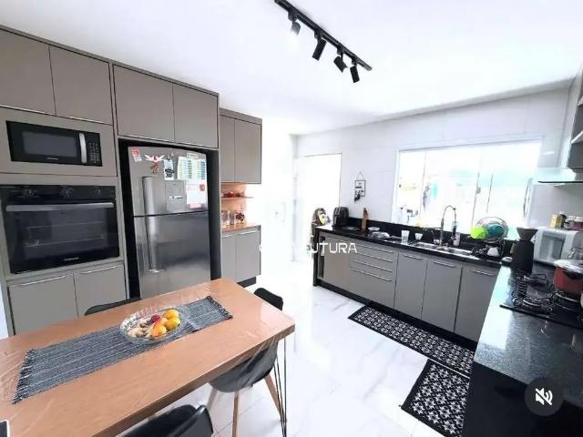 Casa / Sobrado para Venda em Volta Redonda/RJ Água Limpa 2 Quartos