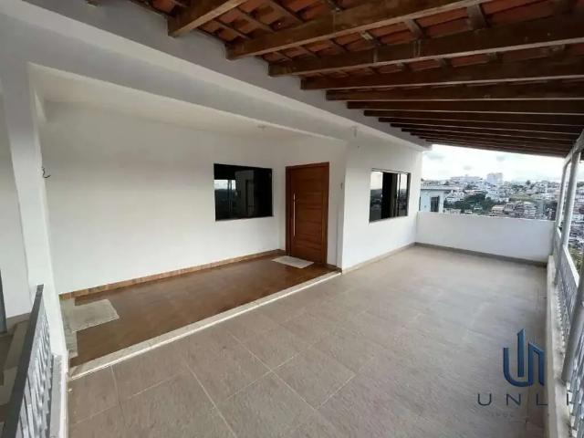 Casa / Sobrado para Venda em Volta Redonda/RJ Água Limpa 3 Quartos