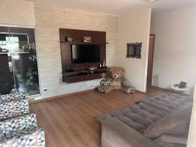 Casa / Sobrado para Venda em Volta Redonda/RJ Água Limpa 3 Quartos
