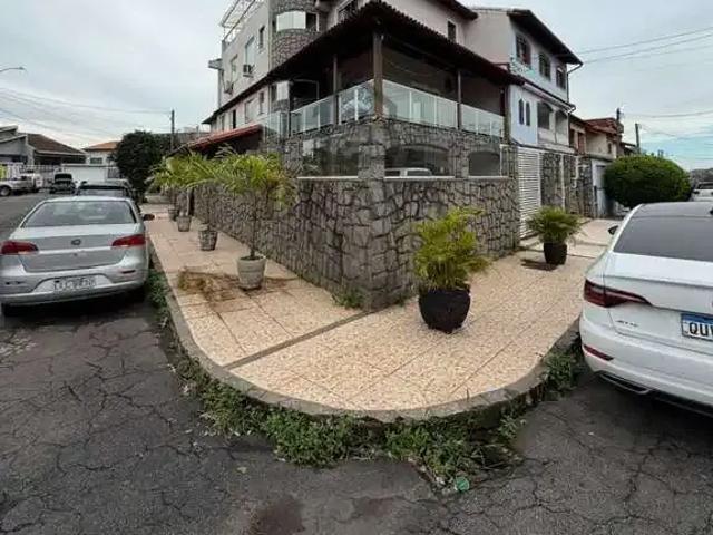 Casa / Sobrado para Venda em Volta Redonda/RJ Água Limpa 3 Quartos