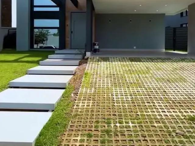 Casa / Sobrado para Venda em Volta Redonda/RJ Alphaville 4 Quartos