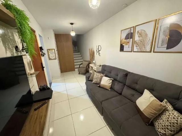 Casa / Sobrado para Venda em Volta Redonda/RJ Belmonte 2 Quartos