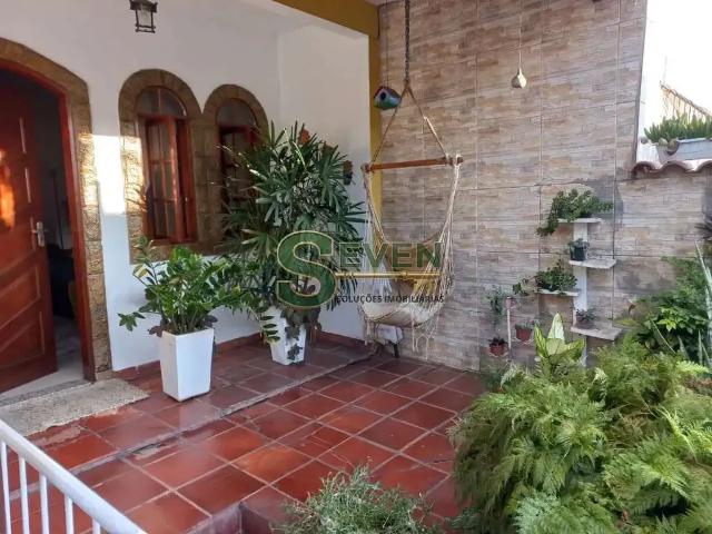 Casa / Sobrado para Venda em Volta Redonda/RJ Belmonte 5 Quartos