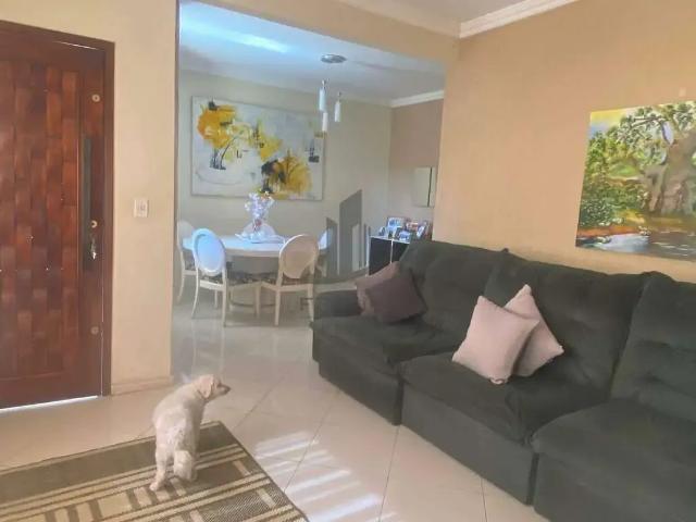 Casa / Sobrado para Venda em Volta Redonda/RJ Jardim Amália 4 Quartos