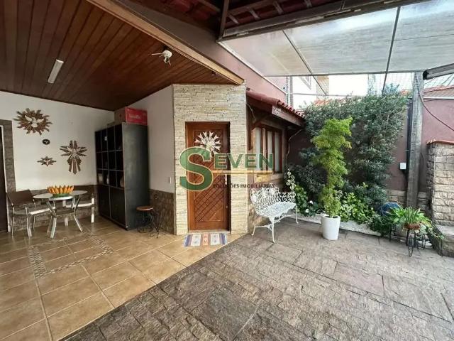 Casa / Sobrado para Venda em Volta Redonda/RJ Jardim Amália 3 Quartos