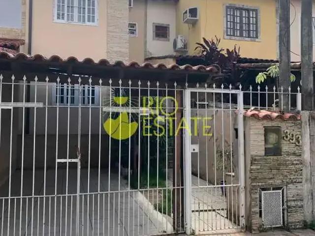 Casa / Sobrado para Venda em Volta Redonda/RJ Jardim Belvedere 2 Quartos