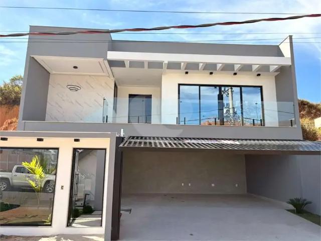 Casa / Sobrado para Venda em Volta Redonda/RJ Jardim Belvedere 3 Quartos