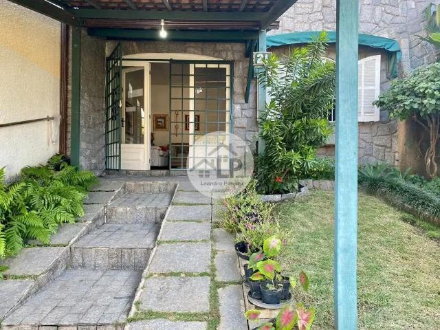 Casa / Sobrado para Venda em Volta Redonda/RJ Jardim Primavera 3 Quartos