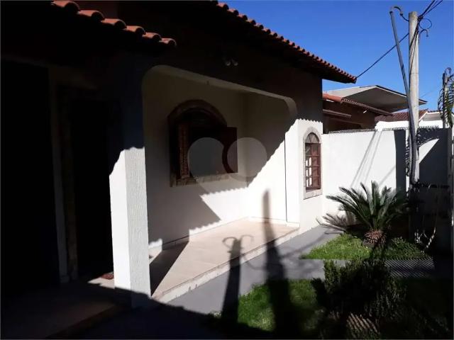 Casa / Sobrado para Venda em Volta Redonda/RJ Jardim Suíça 3 Quartos