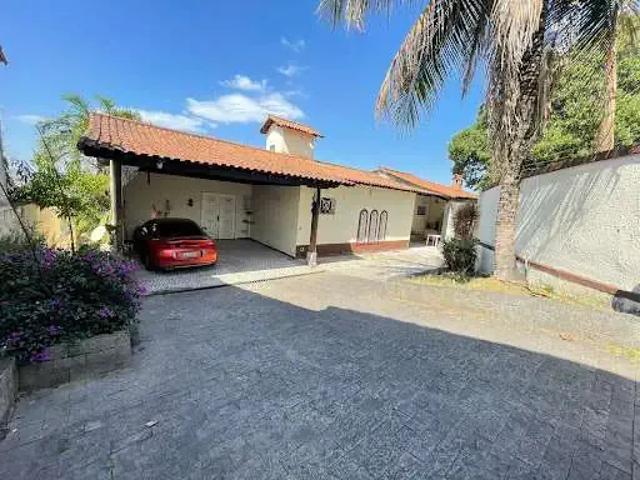 Casa / Sobrado para Venda em Volta Redonda/RJ Jardim Suíça 3 Quartos