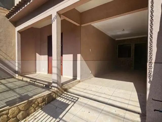 Casa / Sobrado para Venda em Volta Redonda/RJ Jardim Tiradentes 5 Quartos