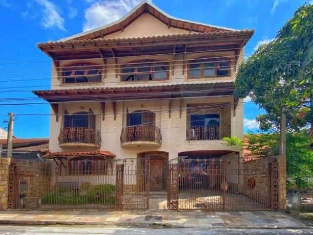 Casa / Sobrado para Venda em Volta Redonda/RJ Jardim Veneza 5 Quartos