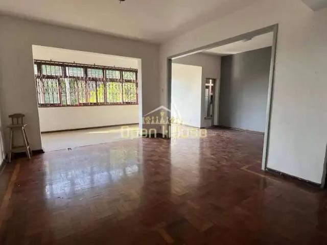 Casa / Sobrado para Venda em Volta Redonda/RJ Laranjal 5 Quartos