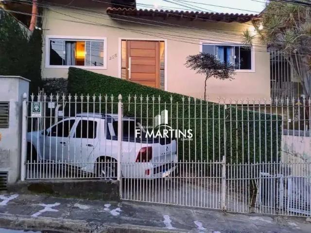 Casa / Sobrado para Venda em Volta Redonda/RJ Monte Castelo 3 Quartos